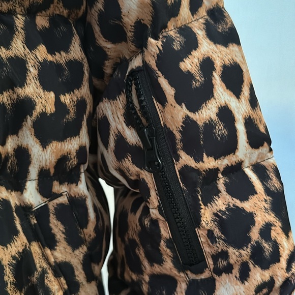 IVL collective | Jackets & Coats | Animal Print Puffer Jacket | Poshmark